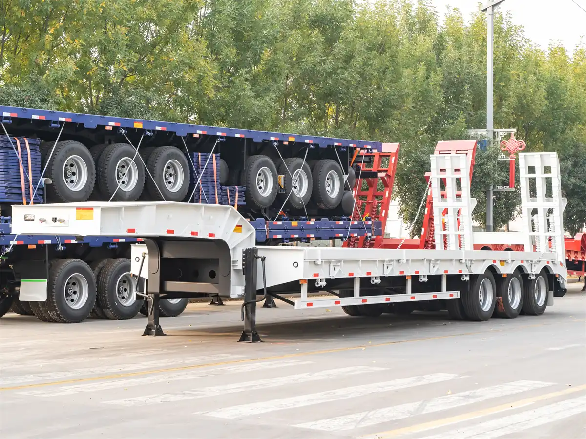 3 Axle Low Bed Trailer - 20/40ft Lowbed Trailer Factory Direct Sale